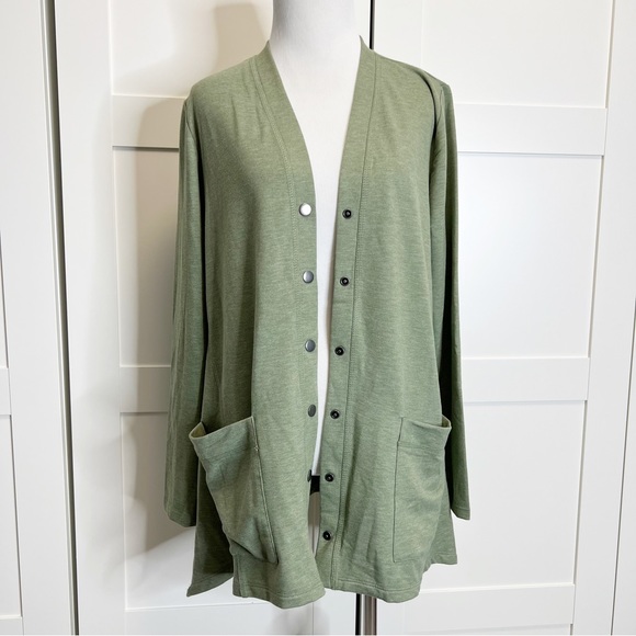 LOGO by Lori Goldstein | Tops | Logo Lounge Snap Front Cardigan ...
